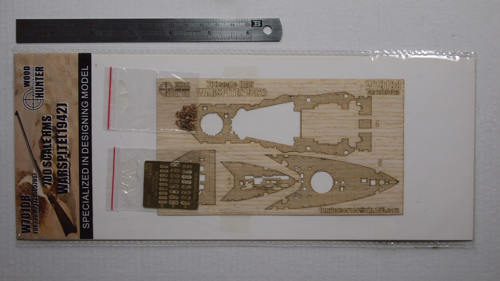 Hunter 1/700 HMS WARSPITE 1942 wooden deck for TRUMPETER 05795 (W70108 ...